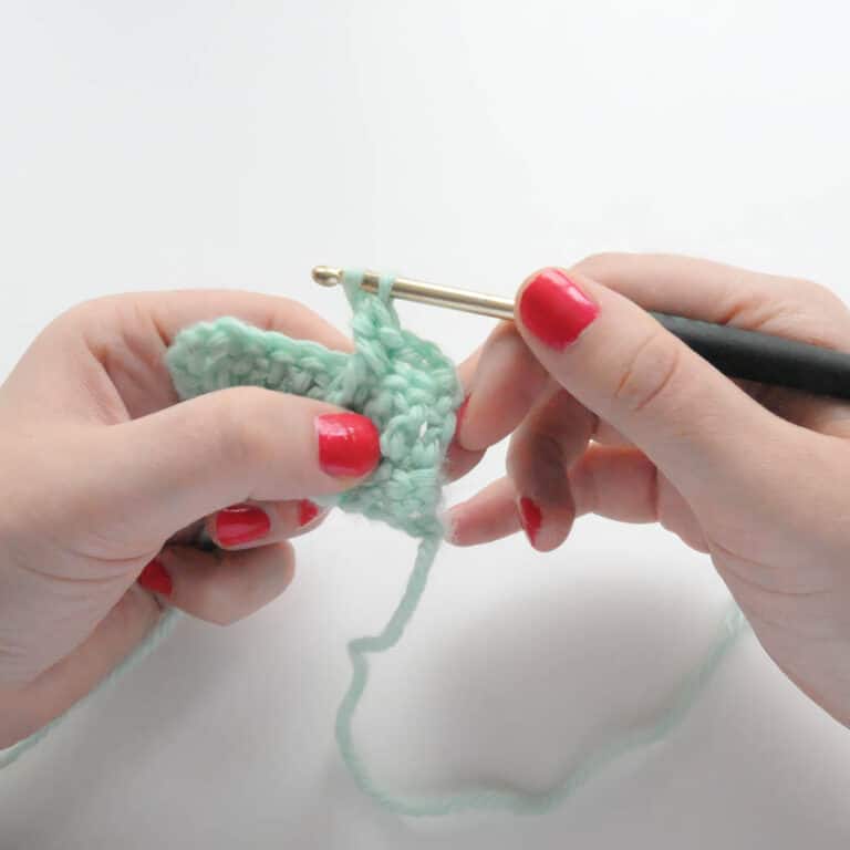 How to Crochet the Cross Pattern Stitch - Photo Tutorial