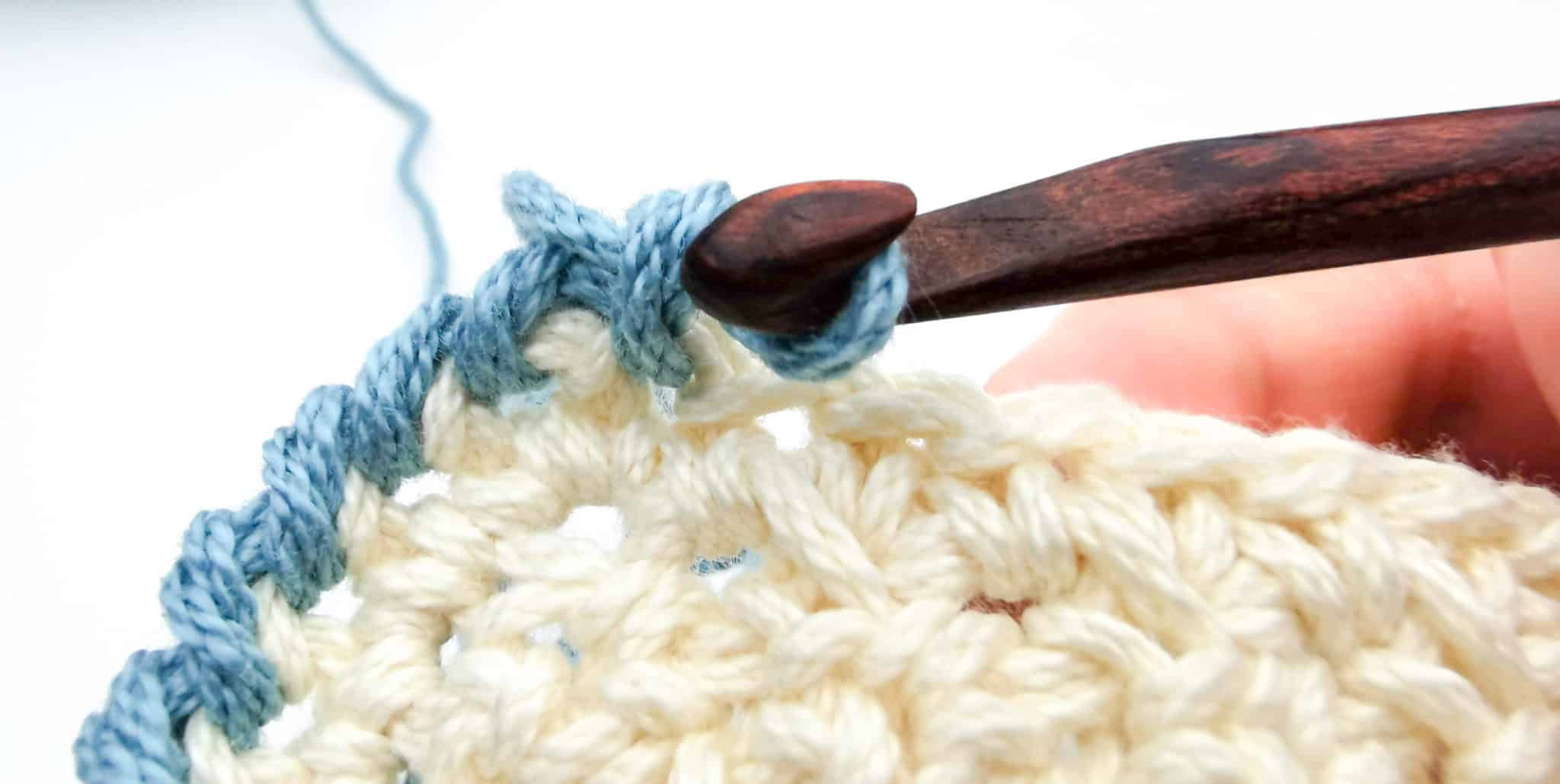 Crochet Crab Stitch - Reverse Single Crochet - Easy Tutorial