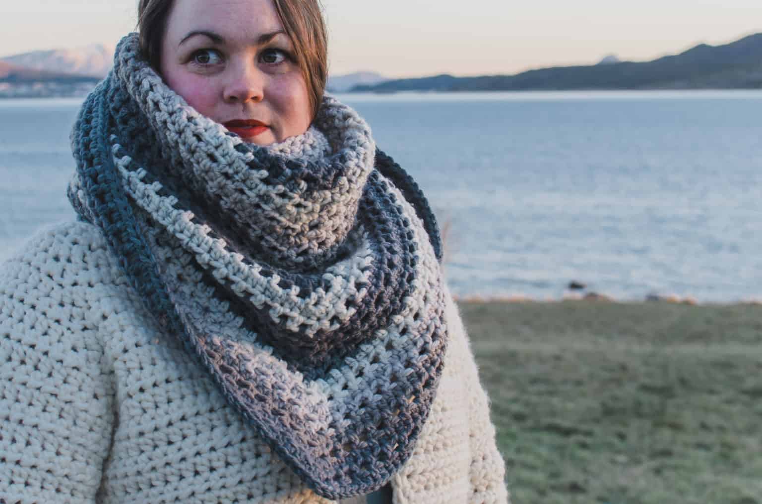 Winter Shawl Crochet Pattern - Free & Easy Pattern