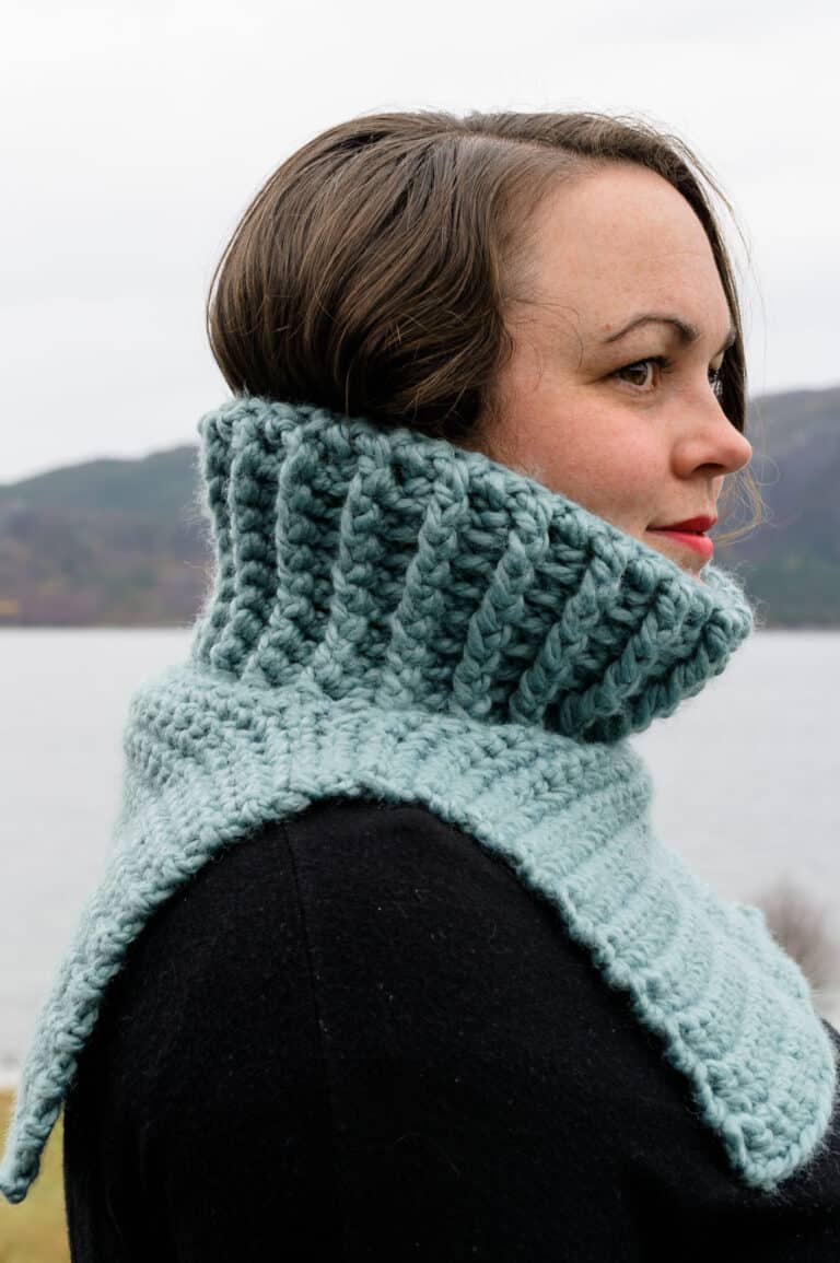 Crochet Dickie Pattern - Free Pattern • EASY Crochet