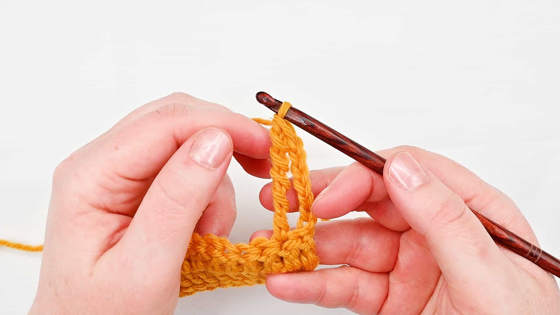 Quadruple Treble Crochet Stitch(qtr) in 4 Easy Steps (📸+📹)