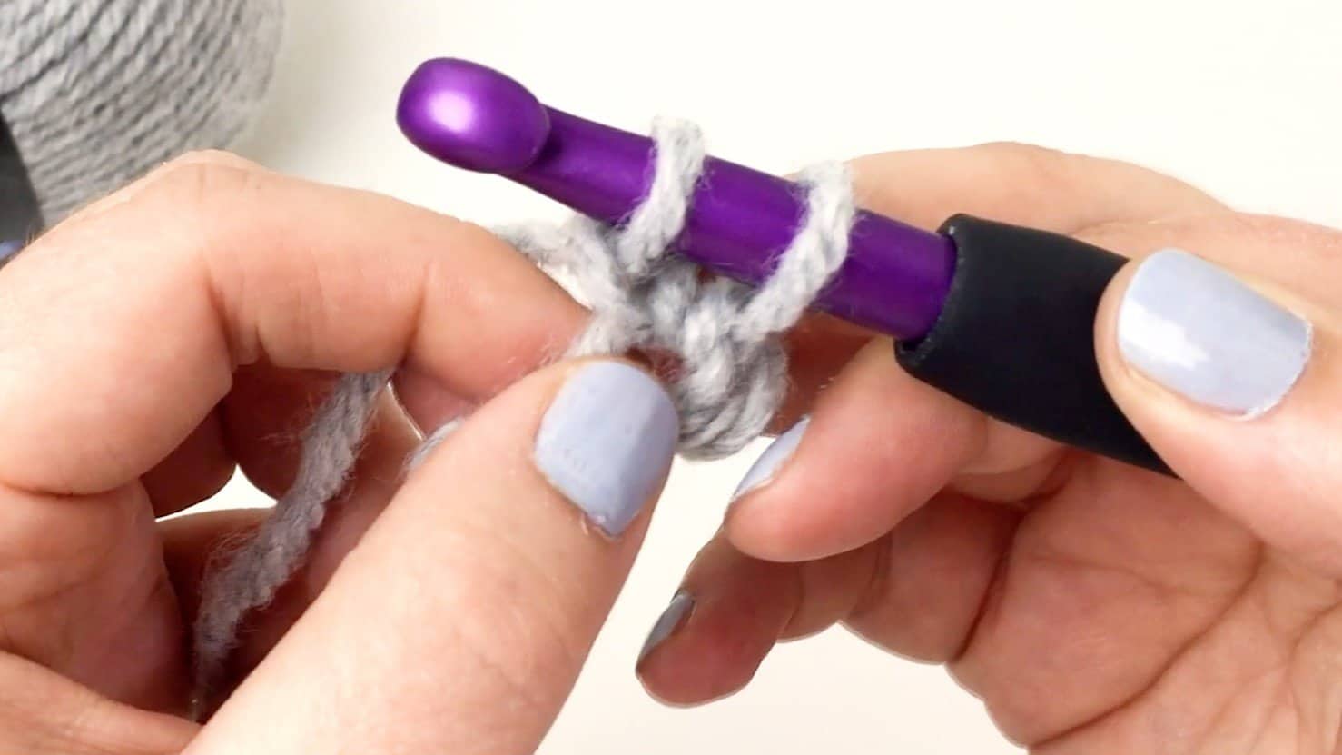 Learn the Foundation Single Crochet | 4 Steps Easy Tutorial