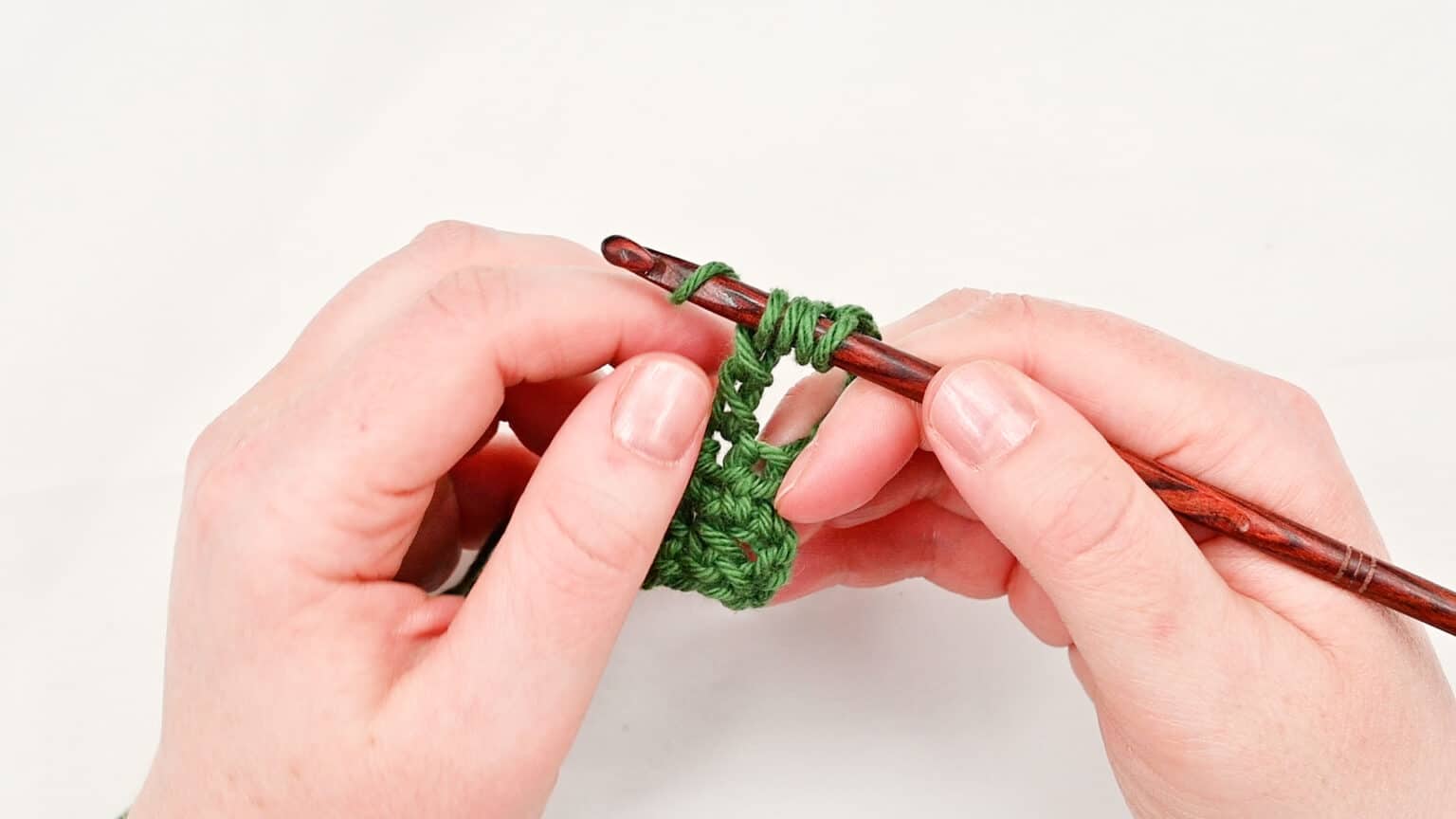 Triple Treble Crochet Stitch(trtr): 4 Easy Steps|Photo+Video