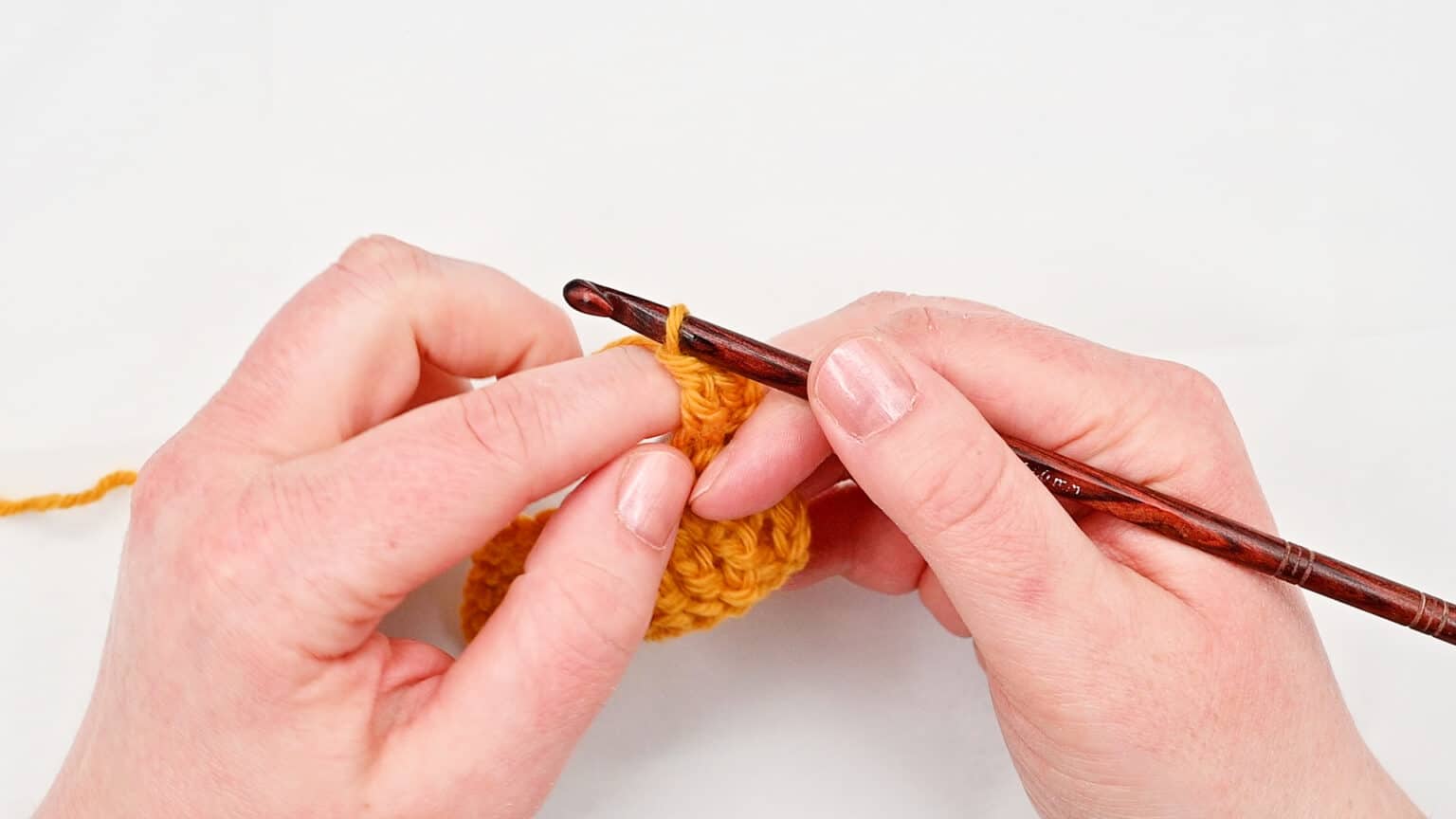 How To Front Loop Double Crochet in 7 Easy Steps