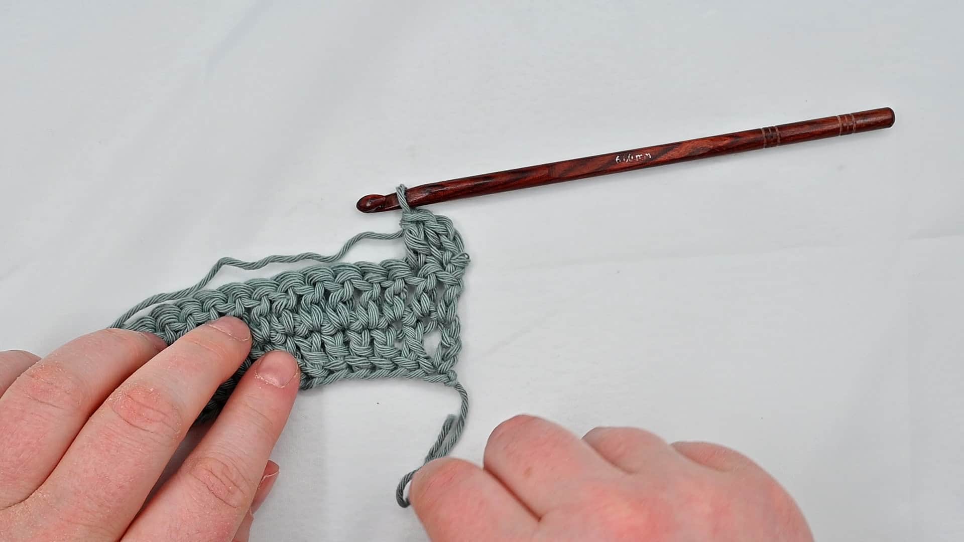 Turning Chain For Double Crochet - 4 Alternatives