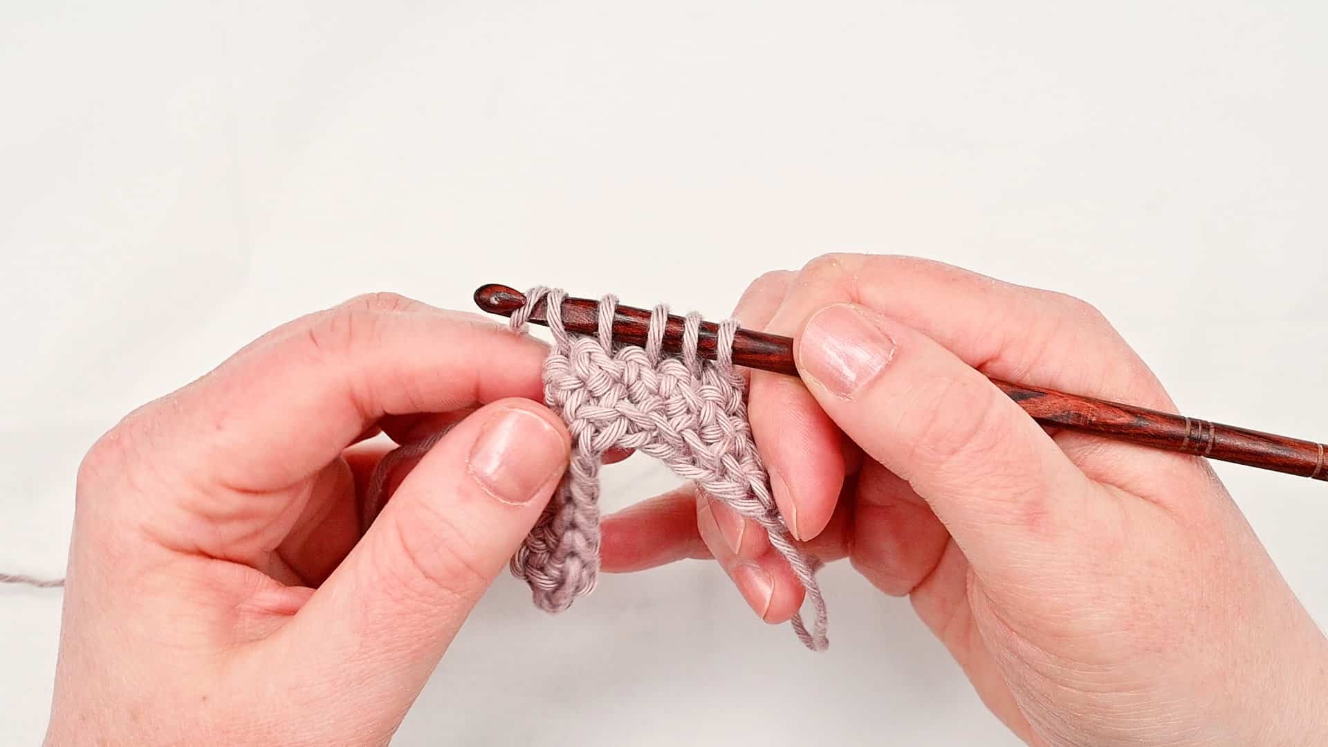 How To sc4tog In Crochet - Single Crochet 4 Together - Easy