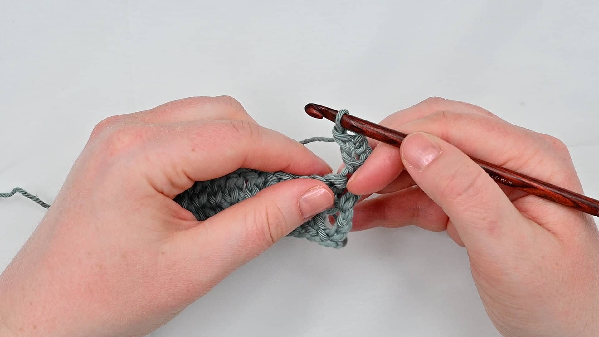 Turning Chain For Double Crochet - 4 Alternatives