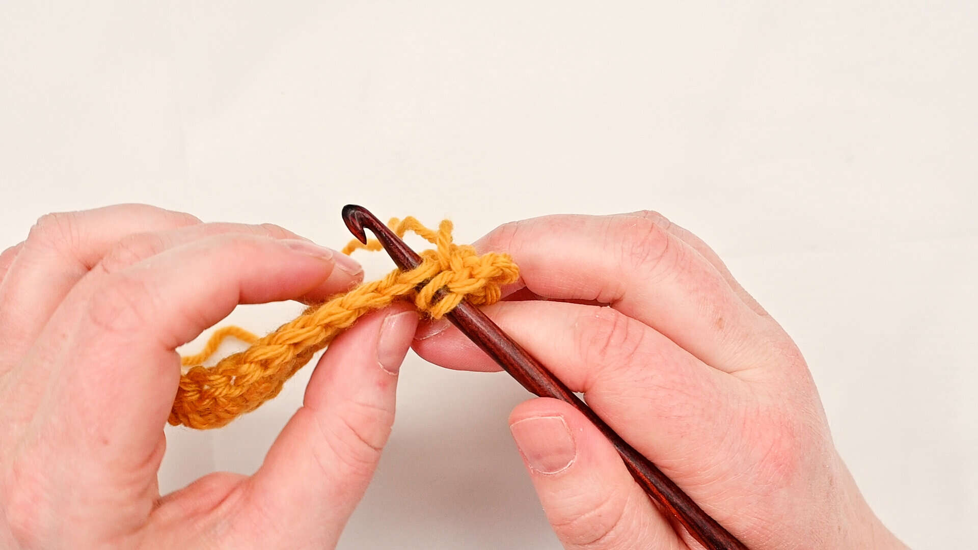 How to Invisible Double Crochet Decrease - 6 Quick Steps