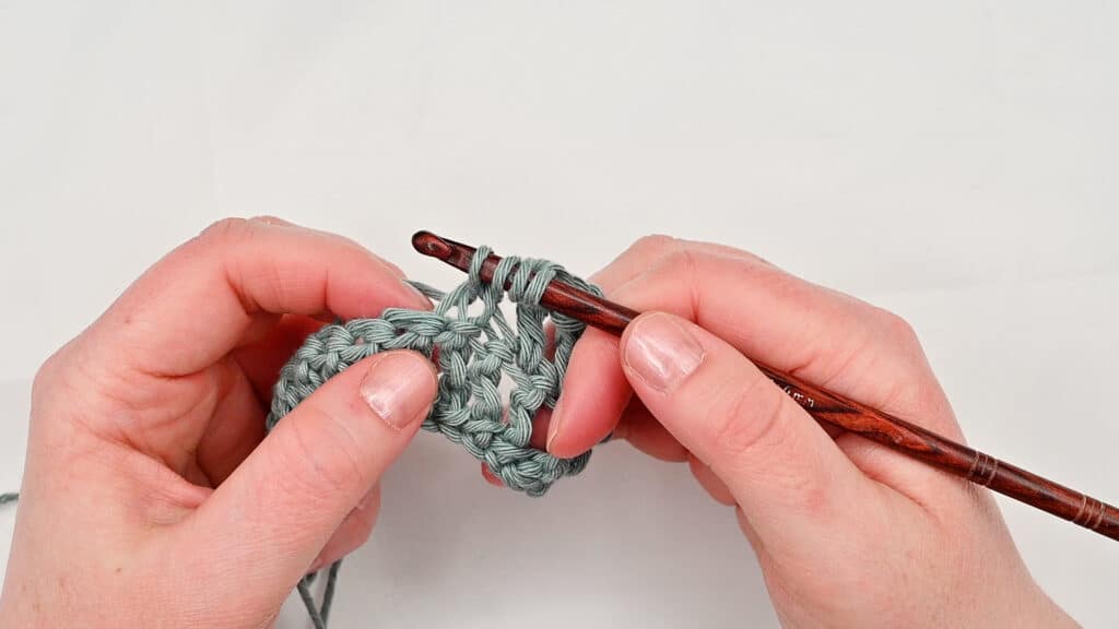 How to Invisible Treble Crochet Decrease - 5 Quick Steps