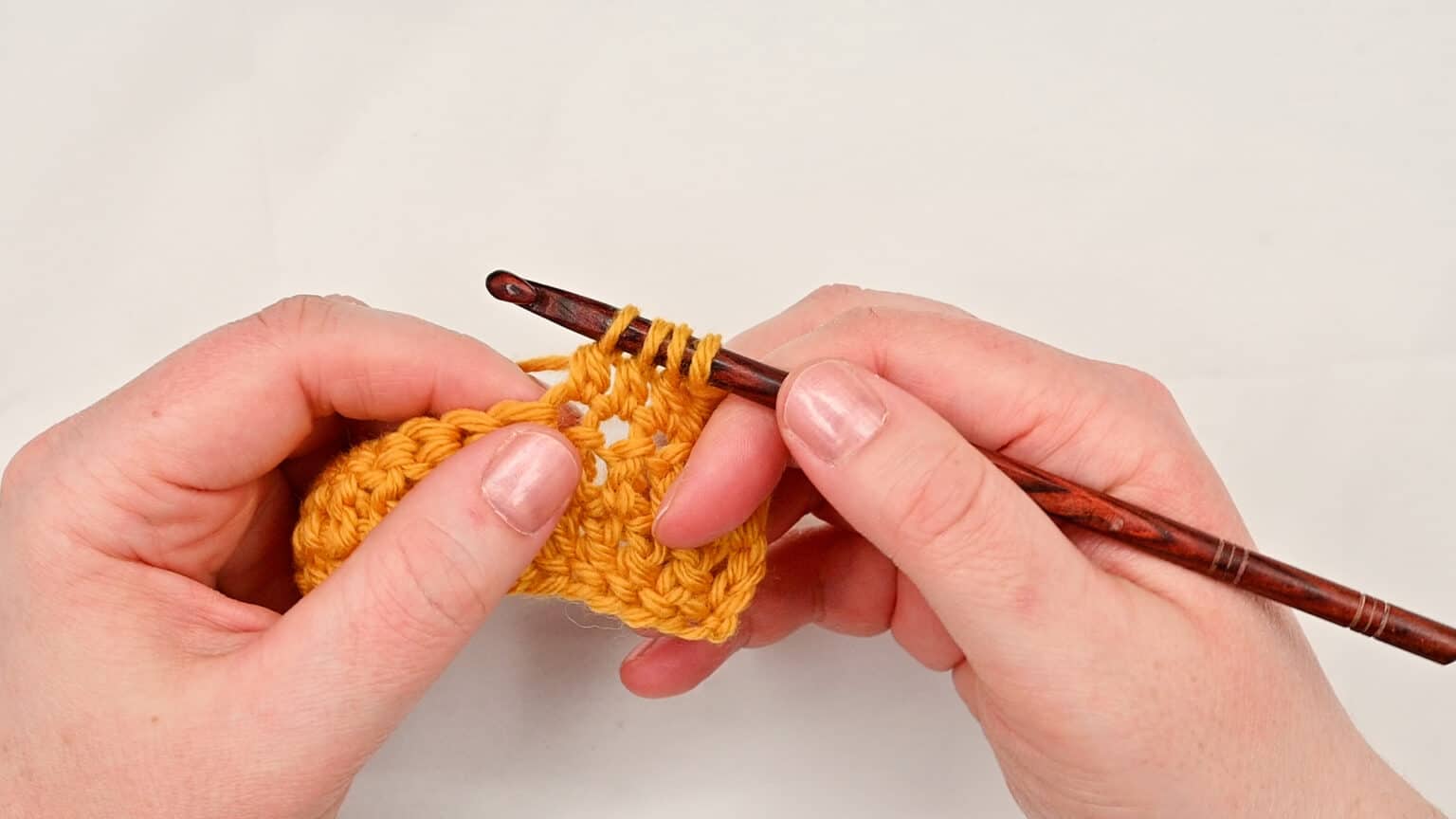 How To dc4tog In Crochet - Double Crochet 4 Together - Easy