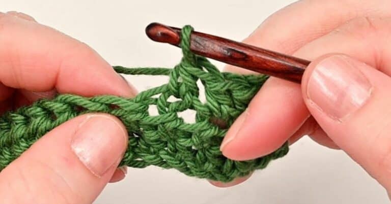 How to Invisible Half Double Crochet Decrease - 6 Steps