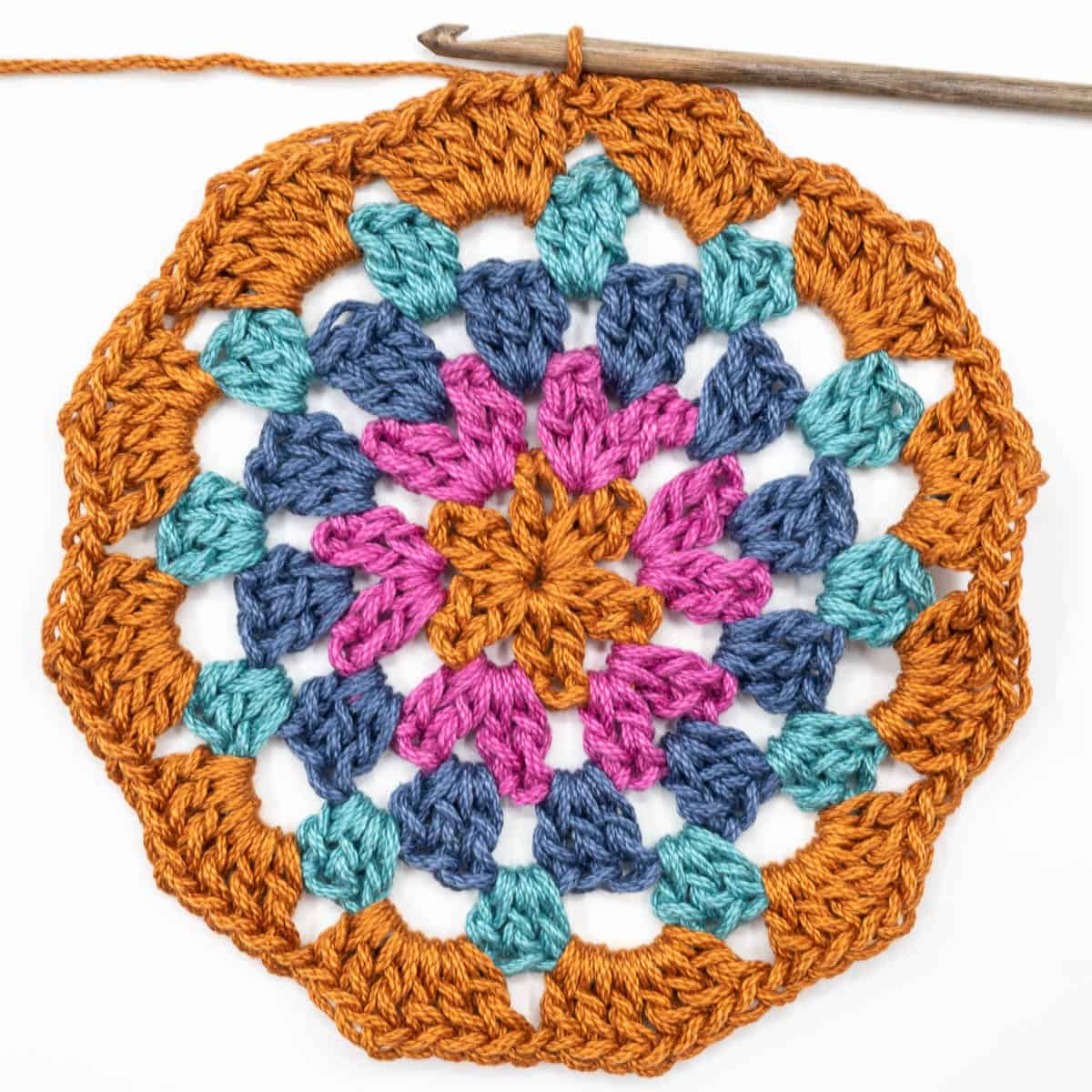 How To Crochet A Granny Circle - Easy Granny Square Shape