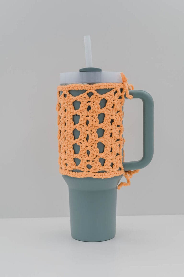 Free Lace Crochet Stanley Cup Holder - Easy Crochet Pattern