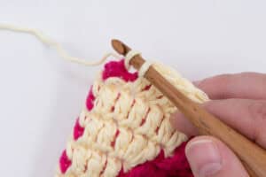 Flat Wrong Side In Overlay Mosaic Crochet - Anchored Double