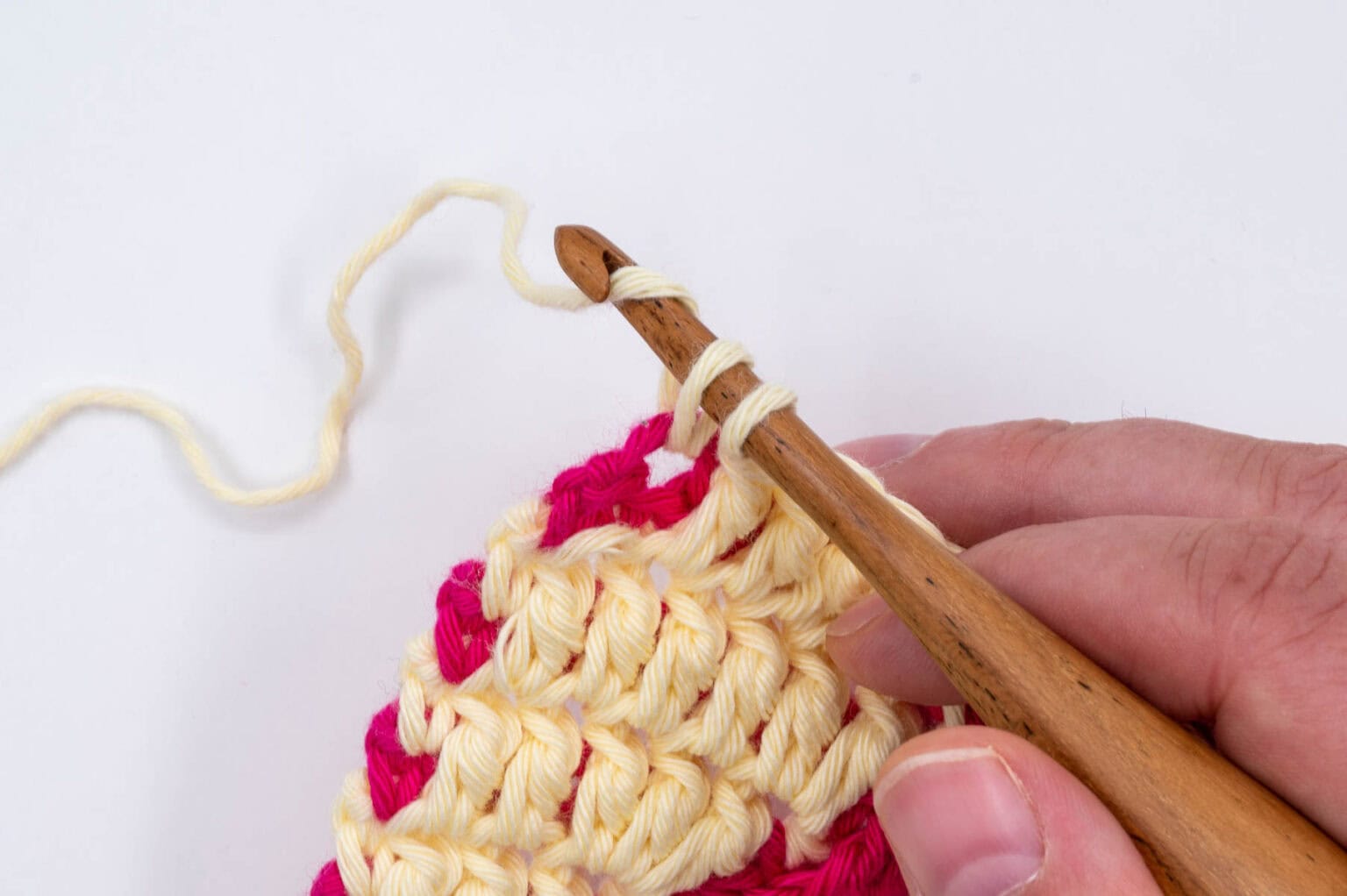 Flat Wrong Side In Overlay Mosaic Crochet - Anchored Double