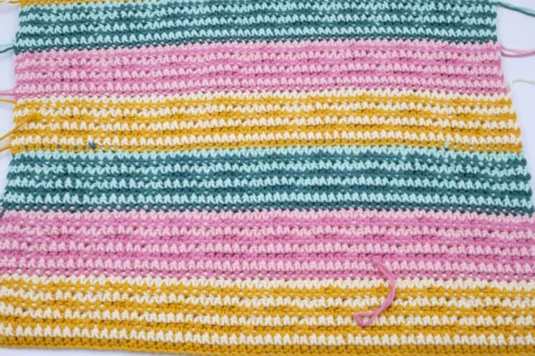 Flat Wrong Side In Overlay Mosaic Crochet - Anchored Double