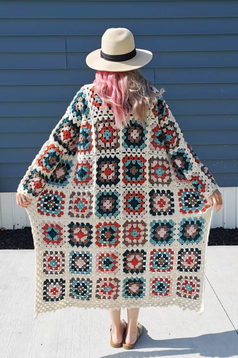 20+ Incredible Granny Square Clothes - Free Crochet Pattern
