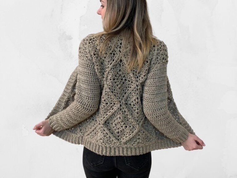 20+ Incredible Granny Square Clothes - Free Crochet Pattern