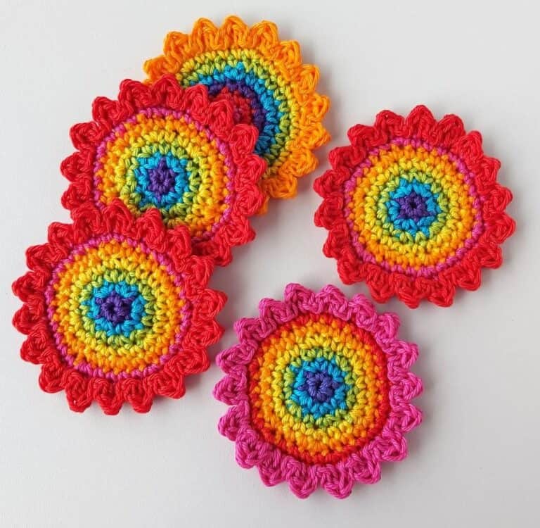 25+ Beautiful Crochet Applique Patterns