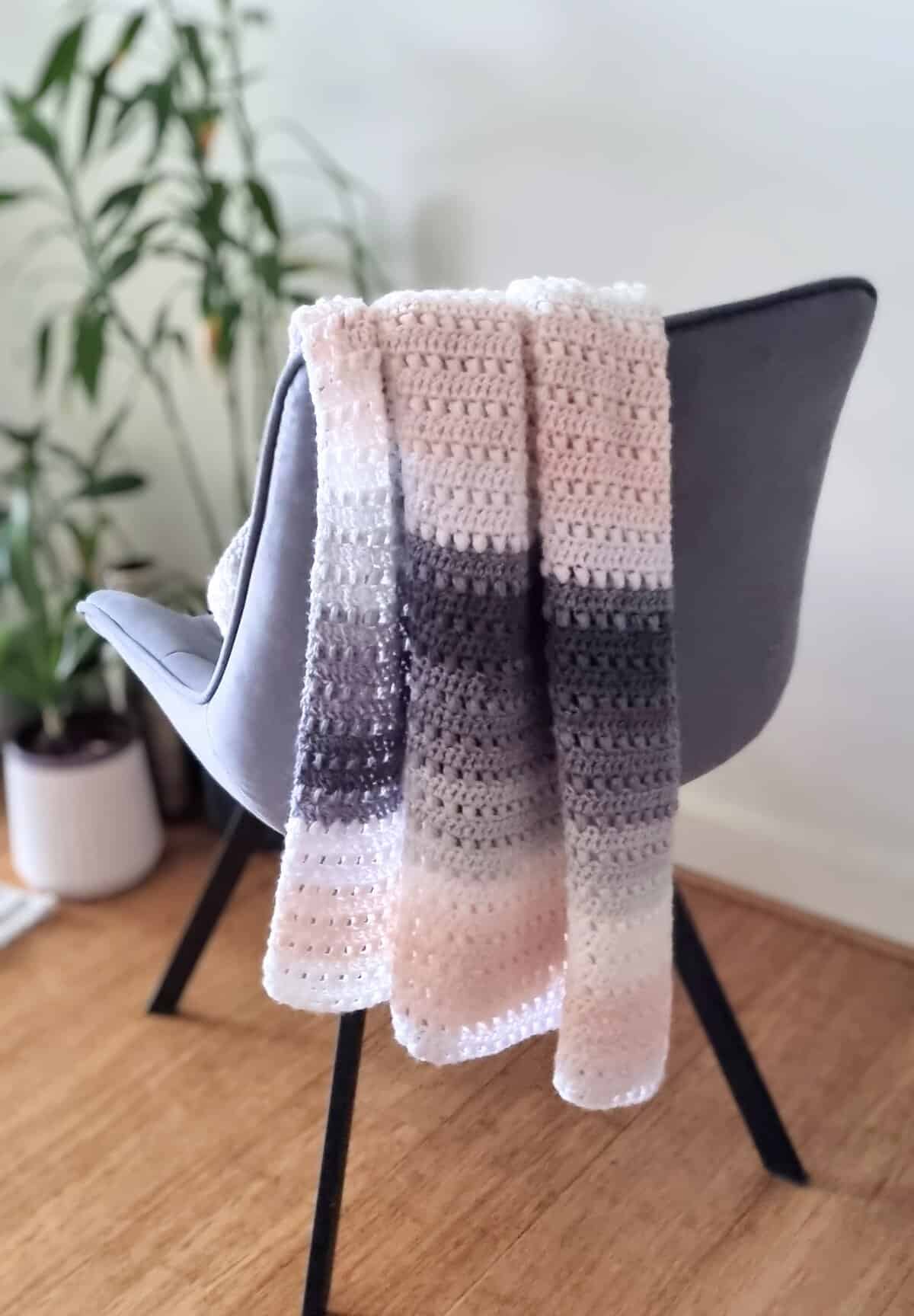 30+ Stunning Crochet Rectangle Shawls - Free Patterns
