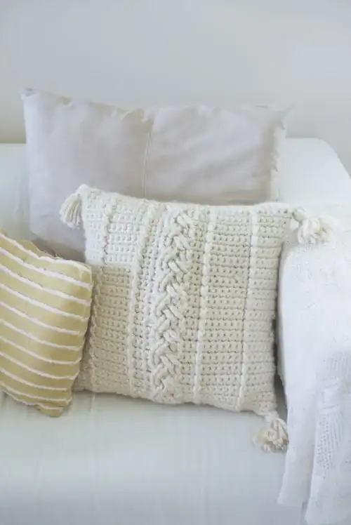 70+ Lovely Crochet Pillow Patterns