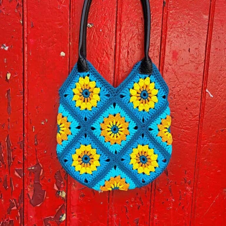 35+ Free Granny Square Bag Crochet Patterns to Make